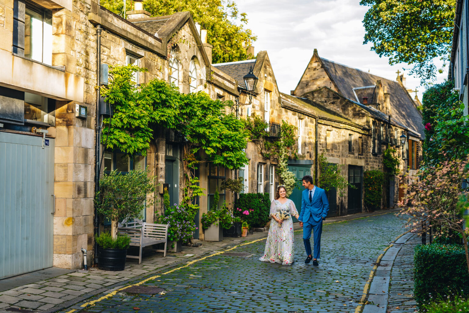Circus Lane Edinburgh: How to Visit This Pretty Street